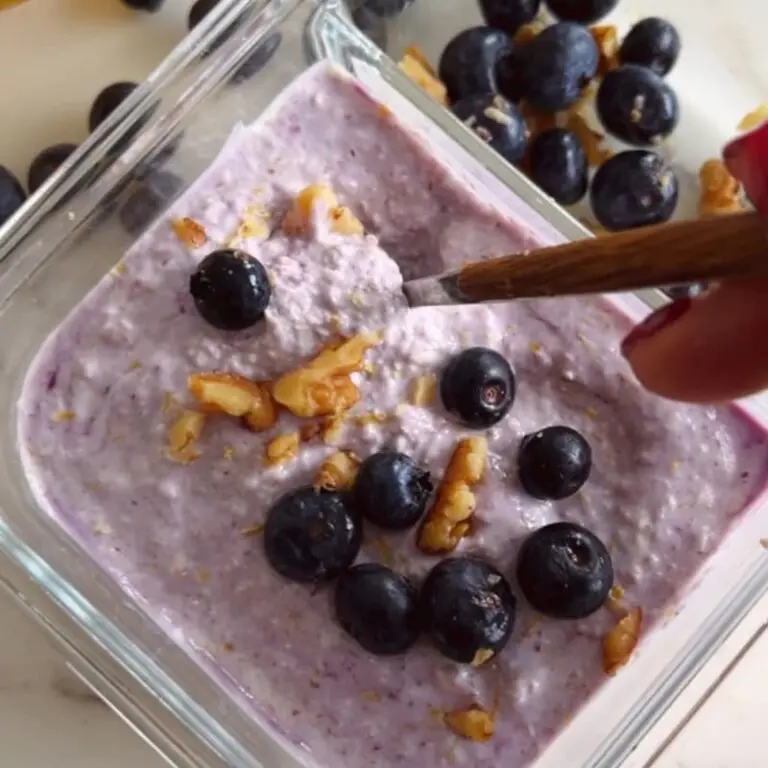 High Protein Breakfast Recipe: 35g Blueberry ‘Cheesecake’ Overnight ...